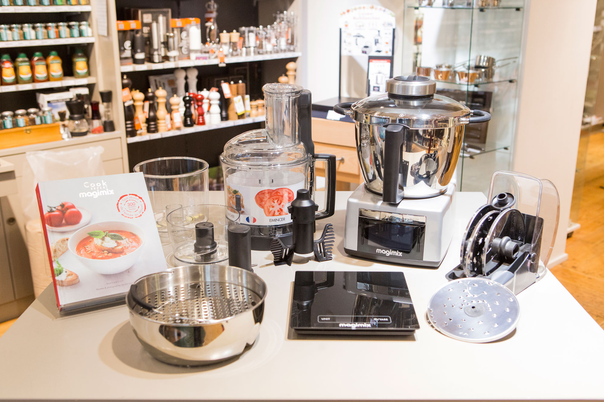 La Bovida fête ses 95 ans... Le magasin de Lyon souffle ses 5 bougies ...