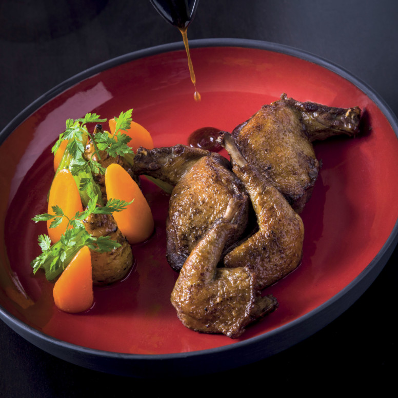Recette : Pigeon rôti cuisses farcies, aux pois cassés & lard fumé ...